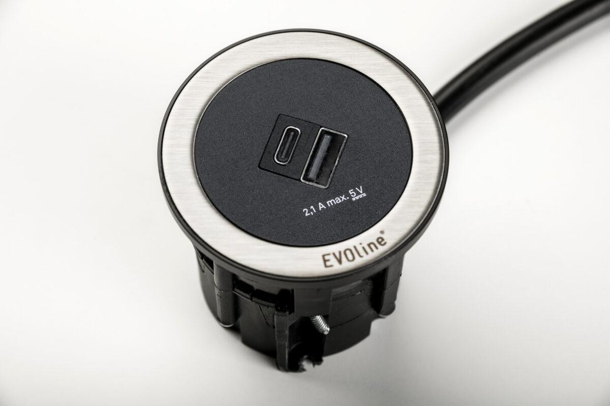 EVOline One - tilgang til strøm, USB eller data