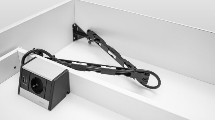 EVOline Wing - smart løsning for stikk og ladere montert i skuffen